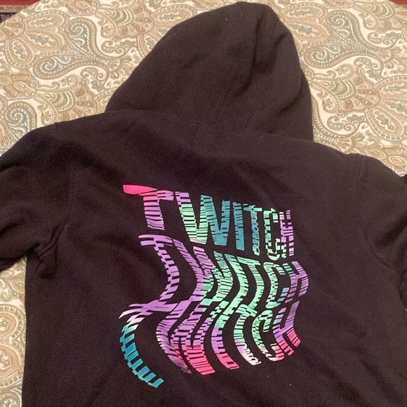 Twitch | Sweaters | Og Twitch Gear Super Soft Sweatshirt Twitch Logos ...